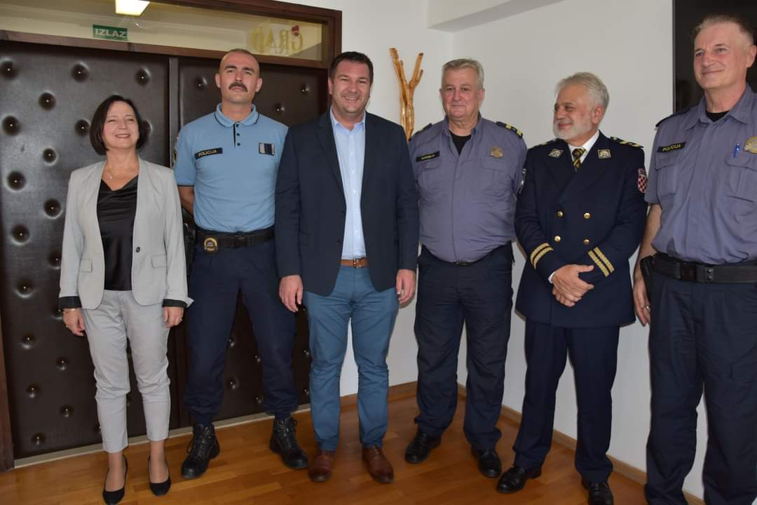 Ivan Milardović i Miroslav Guja najbolji policajci u 2022 godini ...