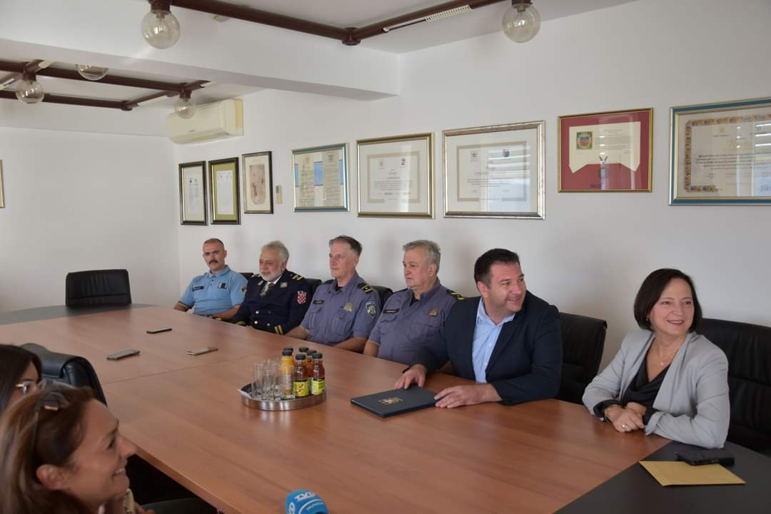 Ivan Milardović i Miroslav Guja najbolji policajci u 2022 godini ...